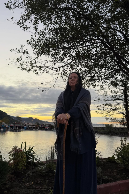 Oyuncular - Taşacak Bu Deniz